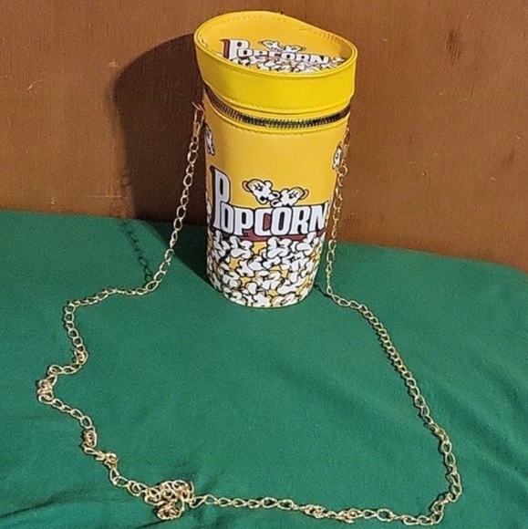 Bags | Yellow White Round Popcorn Purse With Chain Strap | Poshmark